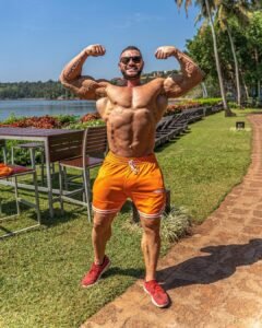 Ryan Crowley Bodybuilder Age, Weight, Height, Now, Pec Tear