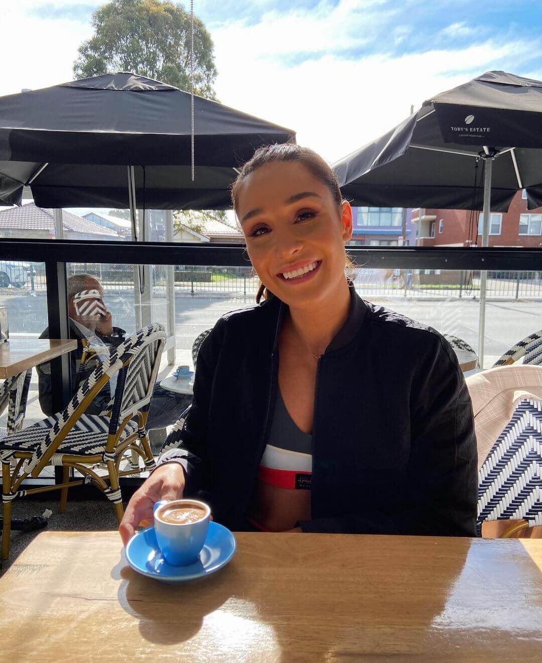 Kayla Itsines Diet Plan and Workout Routine (October 2025) Tikkay Khan