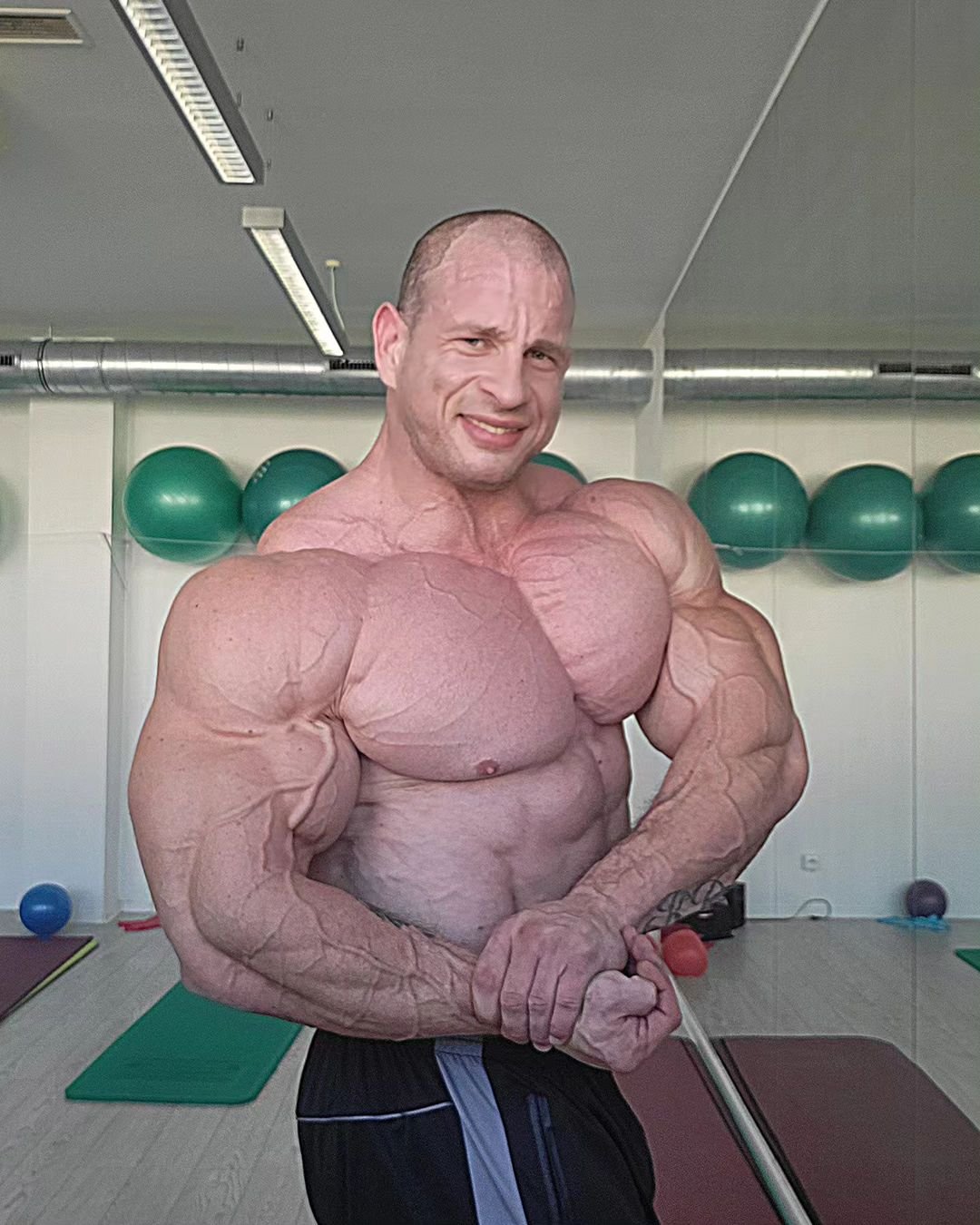 Michal Krizo: Beyond the Stage – Unveiling the Off-Season Intensity ...