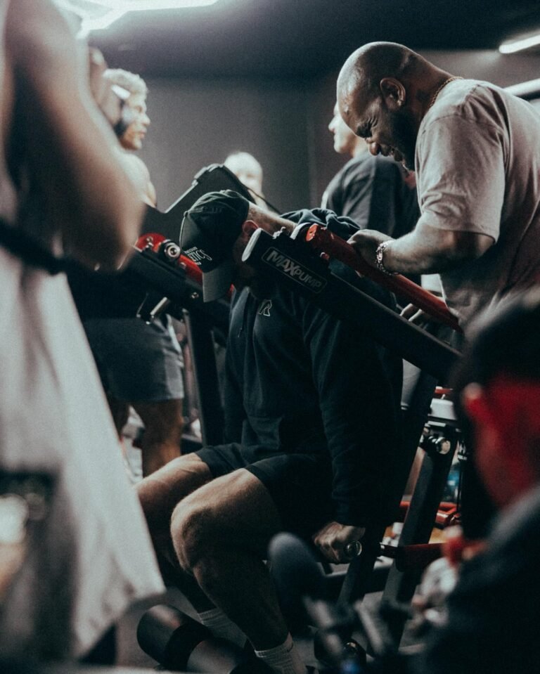 Classic Physique Chest Training With C Bum, Ramon Dino, Urs Kalecinski ...