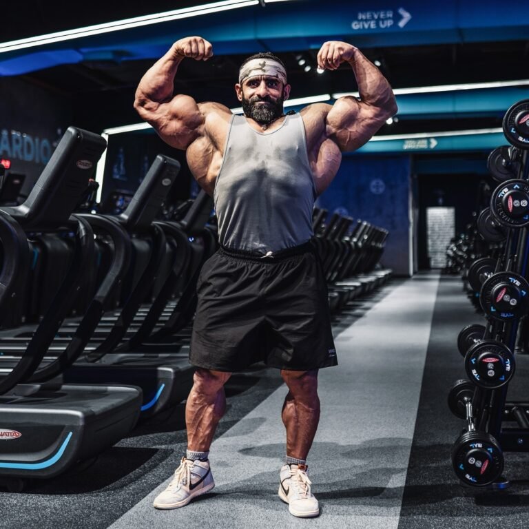 Hadi Choopan’s 3D Chest Workout Guide: Building a Champion’s Physique ...