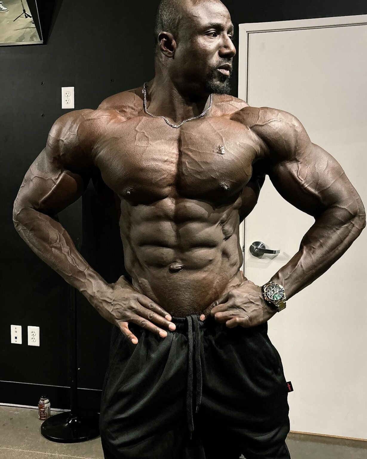 Sidy Pouye Bodybuilder Biography: Age, Height, Weight, Diet, and ...